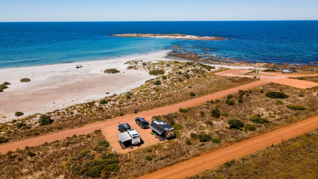 Lipson Cove Campground, Campsite at Lipson | Book at Campedia.com.au