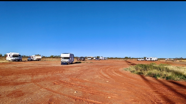 Overlander Roadhouse and Caravan Park, Caravan Park at Hamelin Pool ...