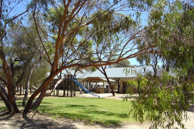 Wave Rock Resort & Caravan Park, Caravan Park at Hyden | Book at ...